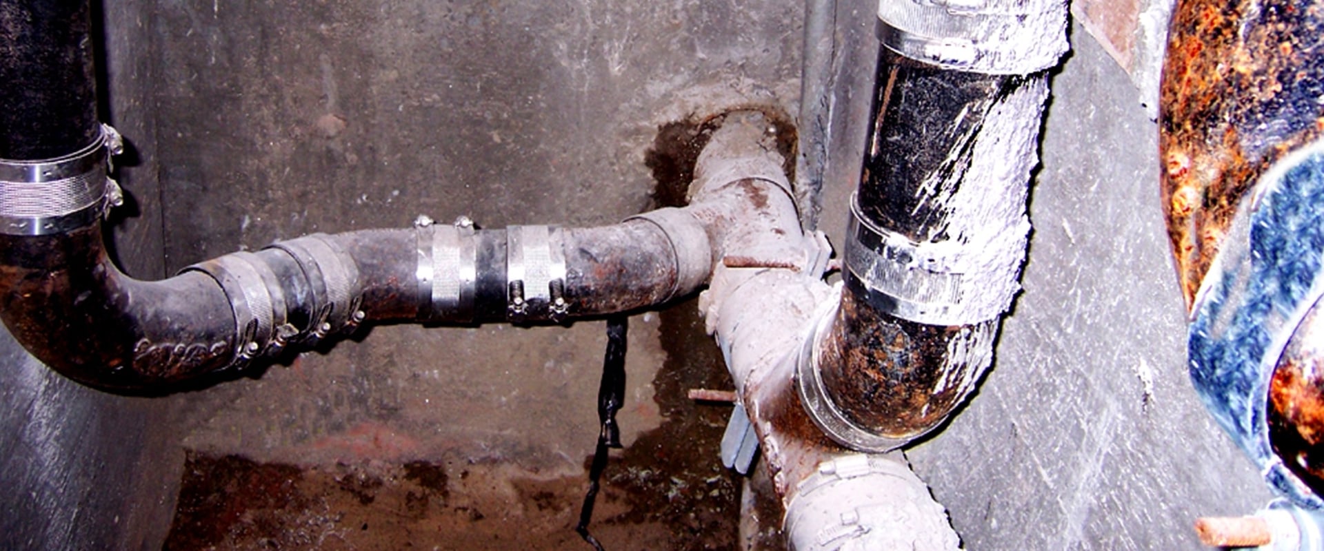 Identifying and Fixing Leaks in Pipes and Drains